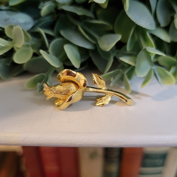 Vintage | Jewelry | Single Rose Vintage Gold Brooch | Poshmark